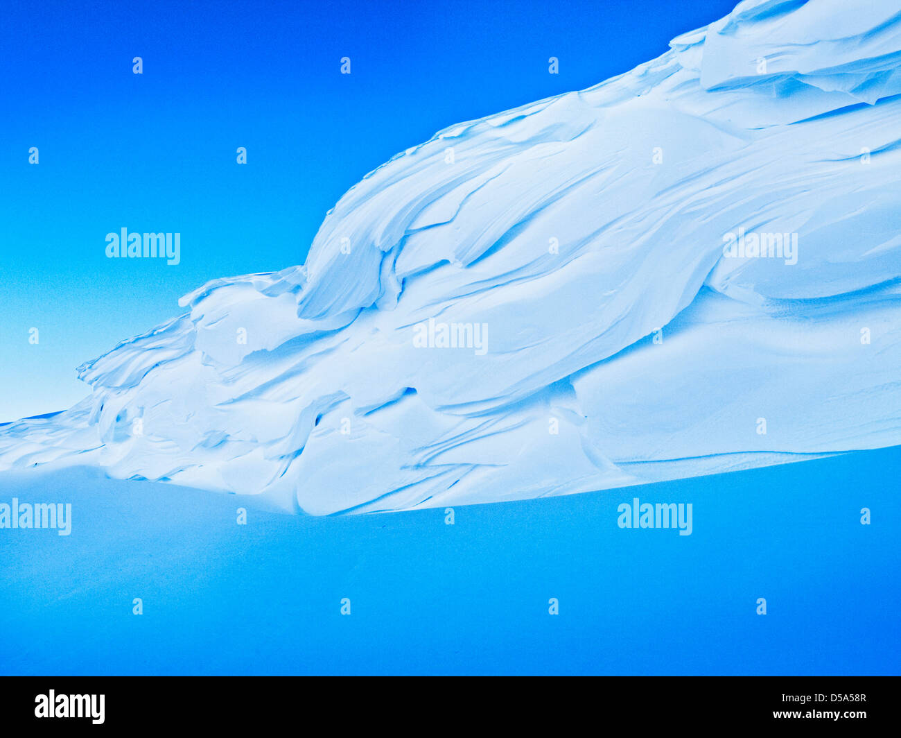 cold,blue arctic snow Stock Photo - Alamy