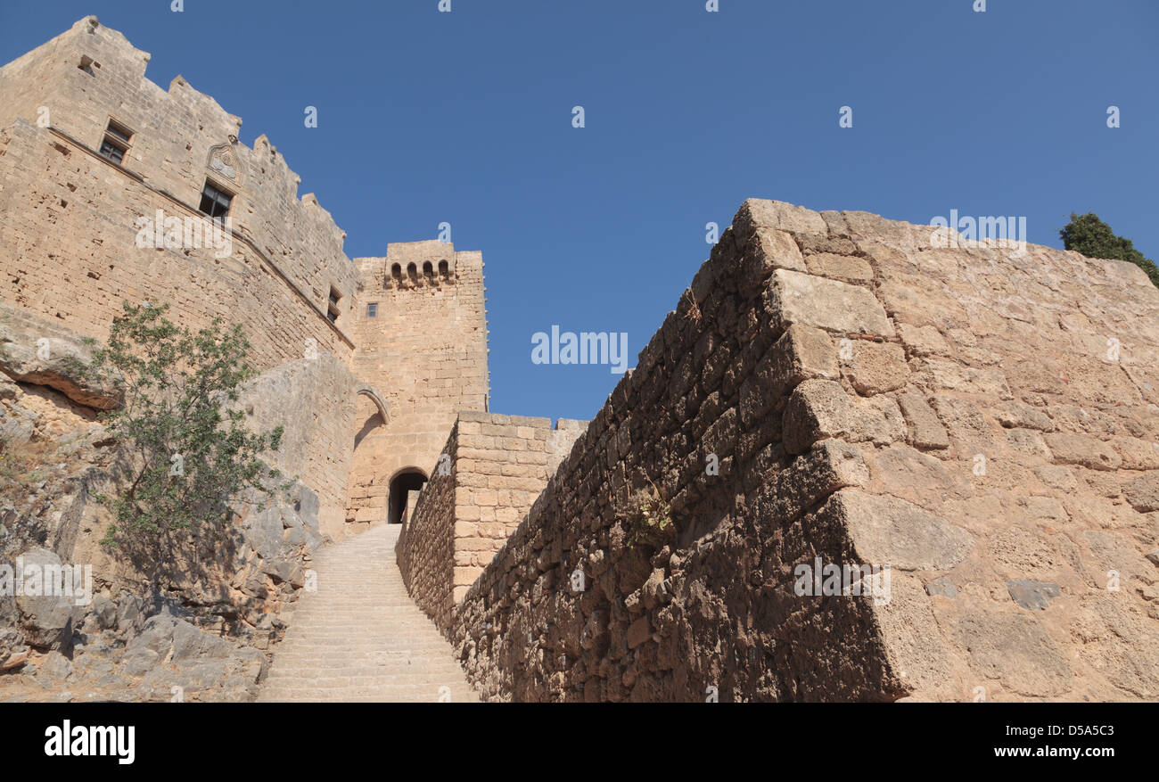A view of the Lindos Acropolis, Rhodes, Greece Stock Photo - Alamy