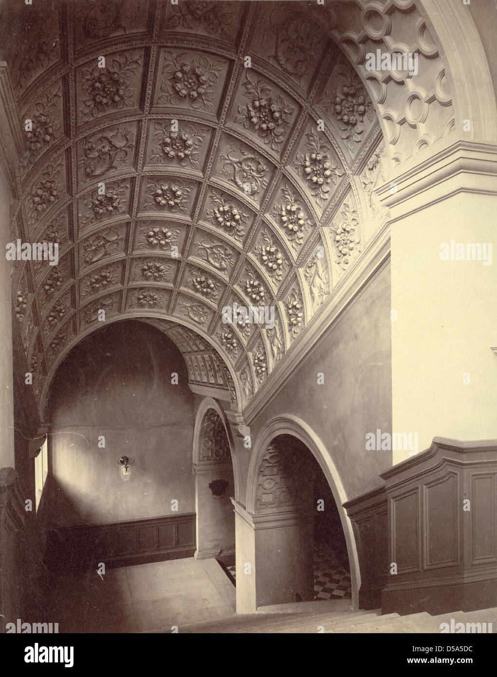 The New Examination Schools Hall at Oxford University features ...