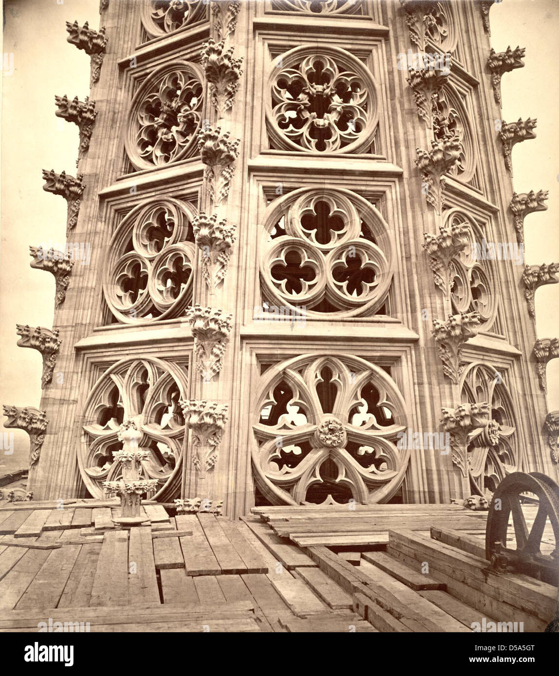 A close-up of the construction detail on the tower of Cologne Cathedral ...