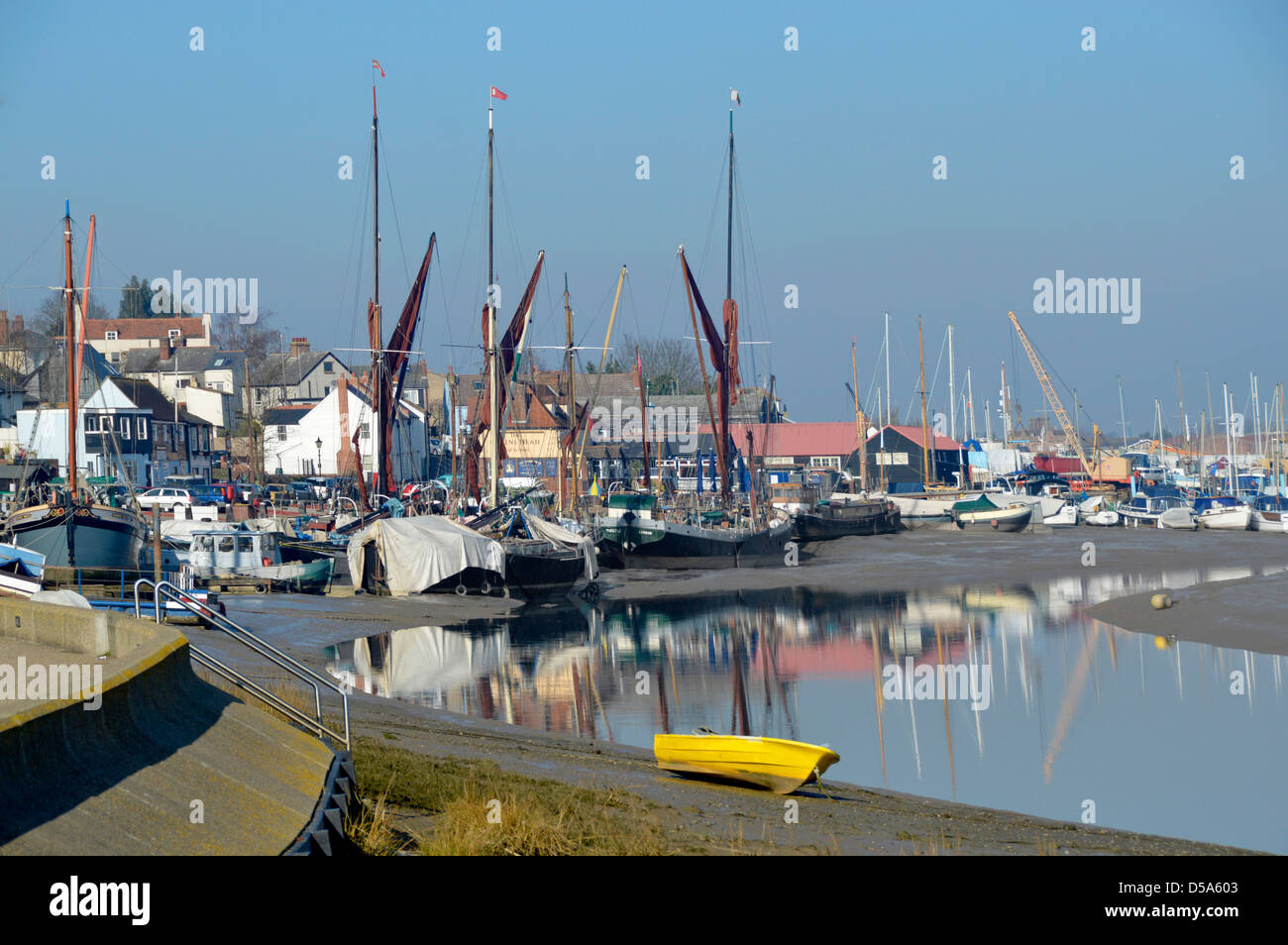 Low tide River Blackwaterl landscape of Hythe Quay with Thames barges ...