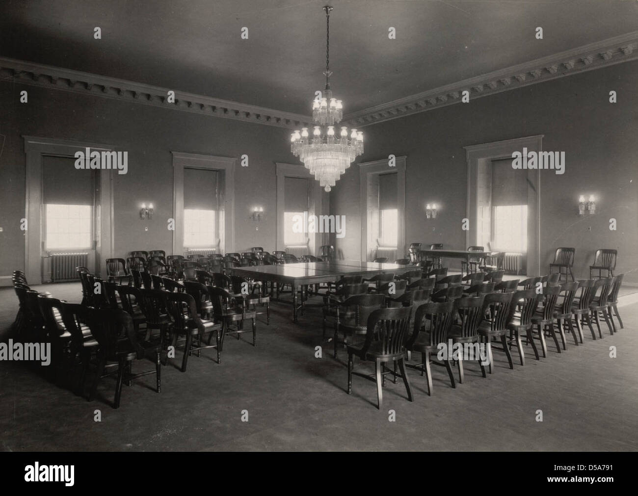 Old senate chamber hi-res stock photography and images - Alamy