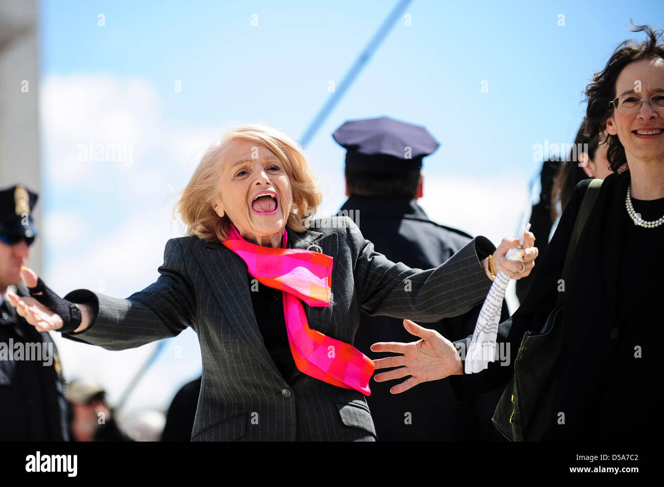 Edith windsor and thea spyer hi-res stock photography and images - Alamy