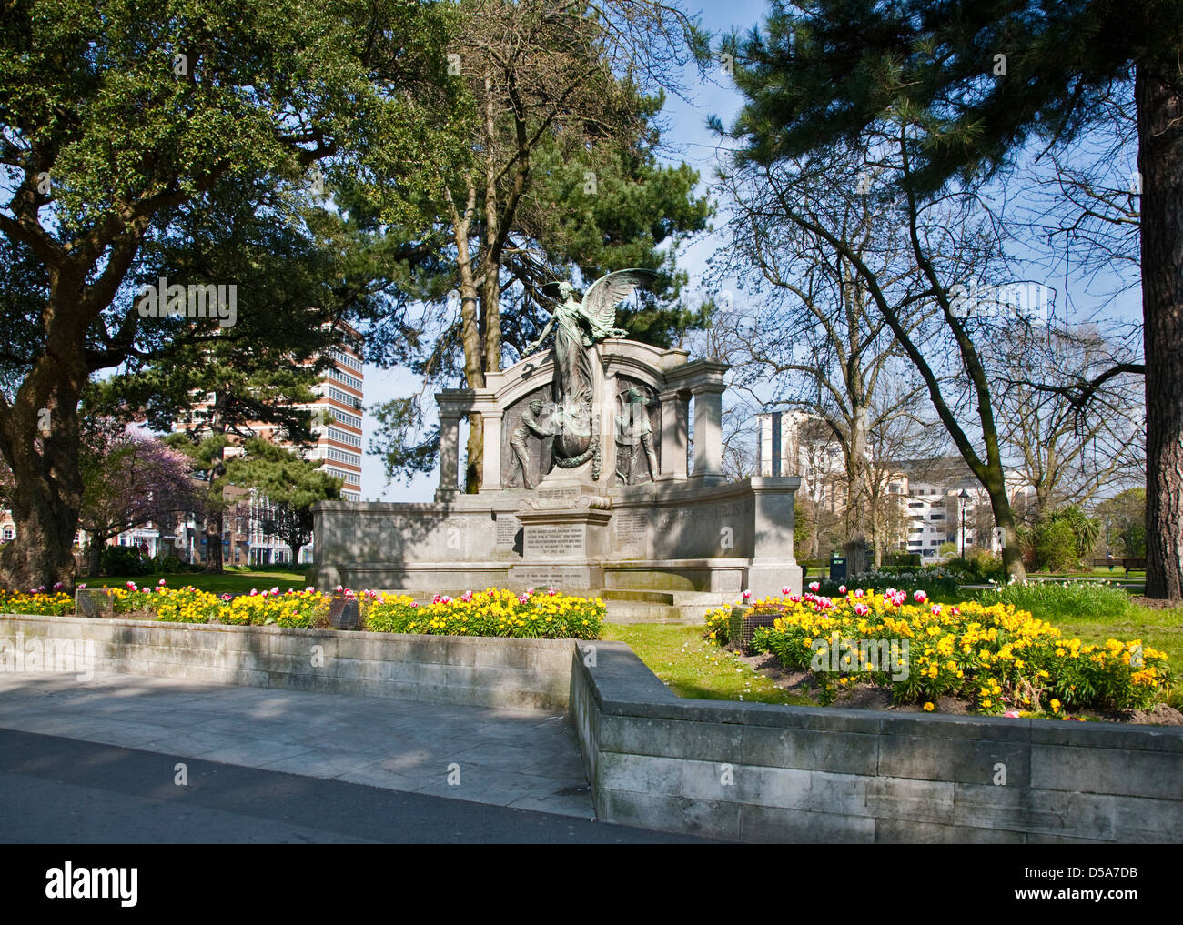 Titanic memorials hi-res stock photography and images - Alamy