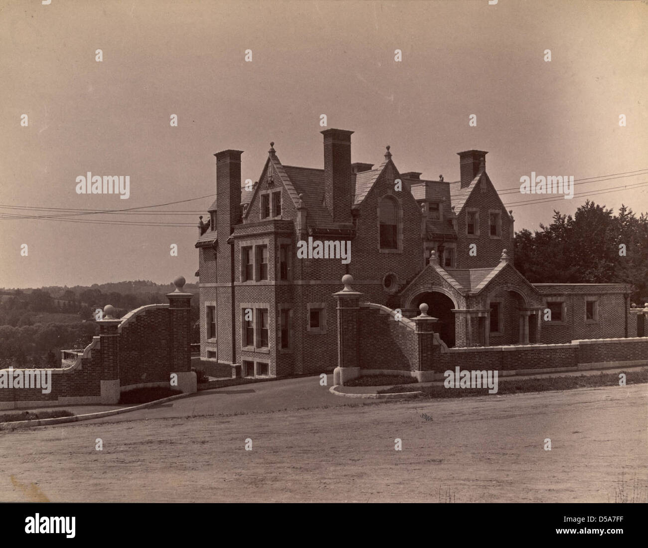 An architectural photograph of a residence in Brookline, Massachusetts ...