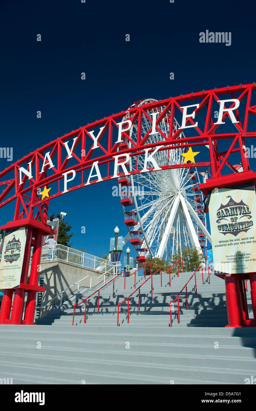 Navy pier sign hi-res stock photography and images - Alamy