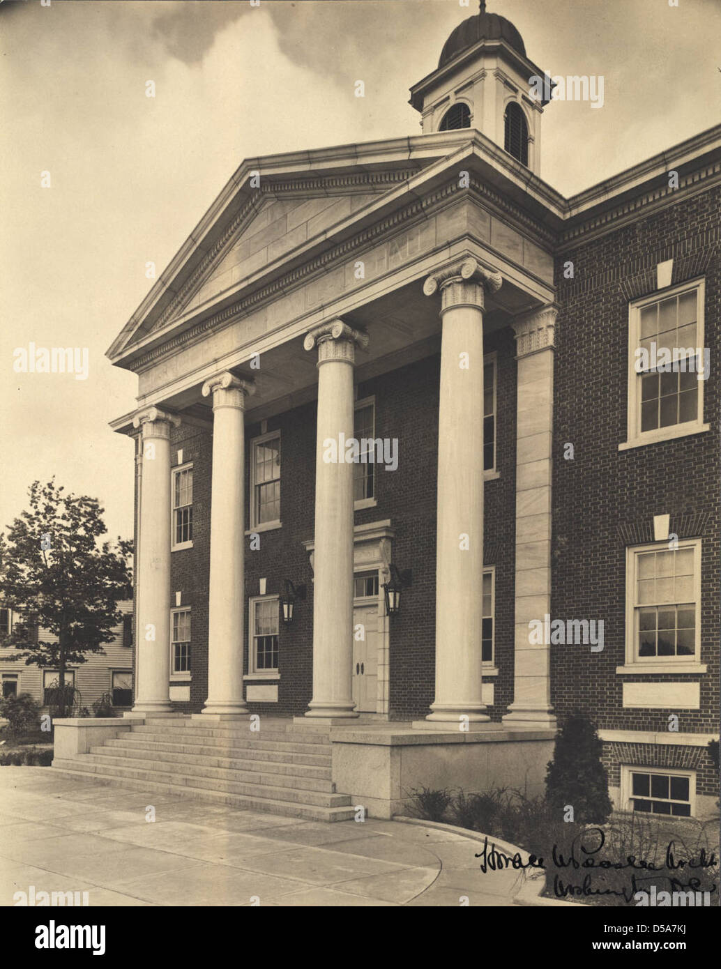 Chatham Town Hall High Resolution Stock Photography and Images - Alamy