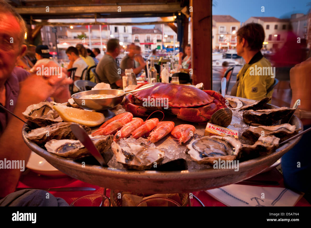 seafood platter (plateau de fruits de mer Stock Photo - Alamy