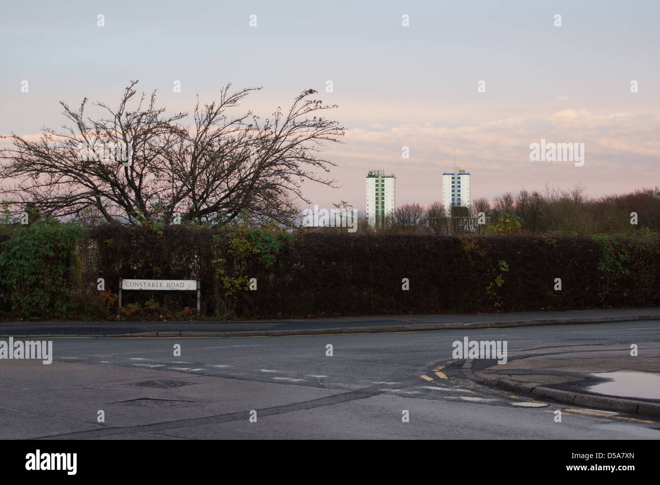 Tower blocks sheffield hi-res stock photography and images - Alamy