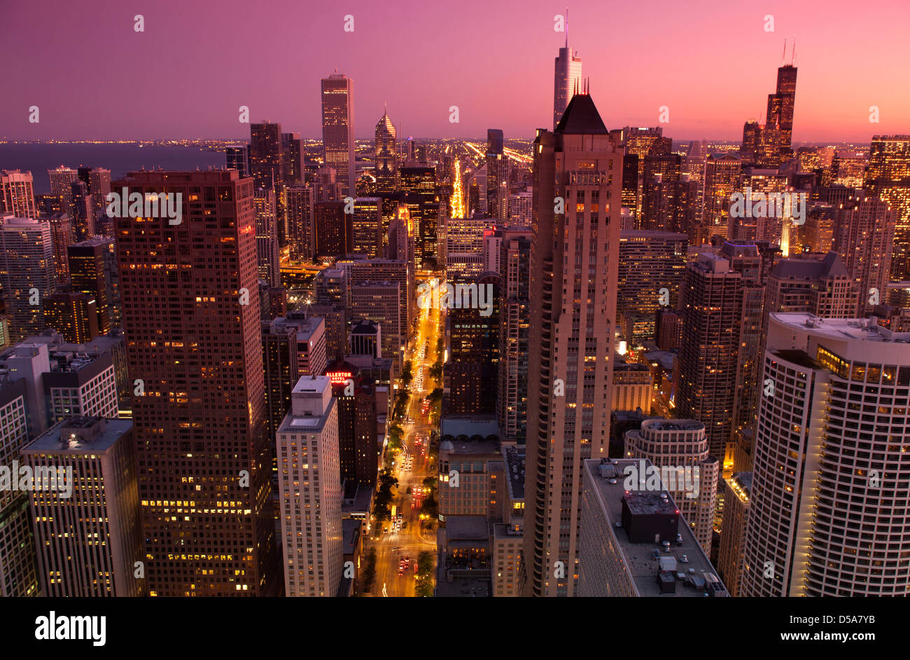 LOOP SKYLINE FROM 900 NORTH MICHIGAN ROOFTOP DOWNTOWN CHICAGO ILLINOIS ...