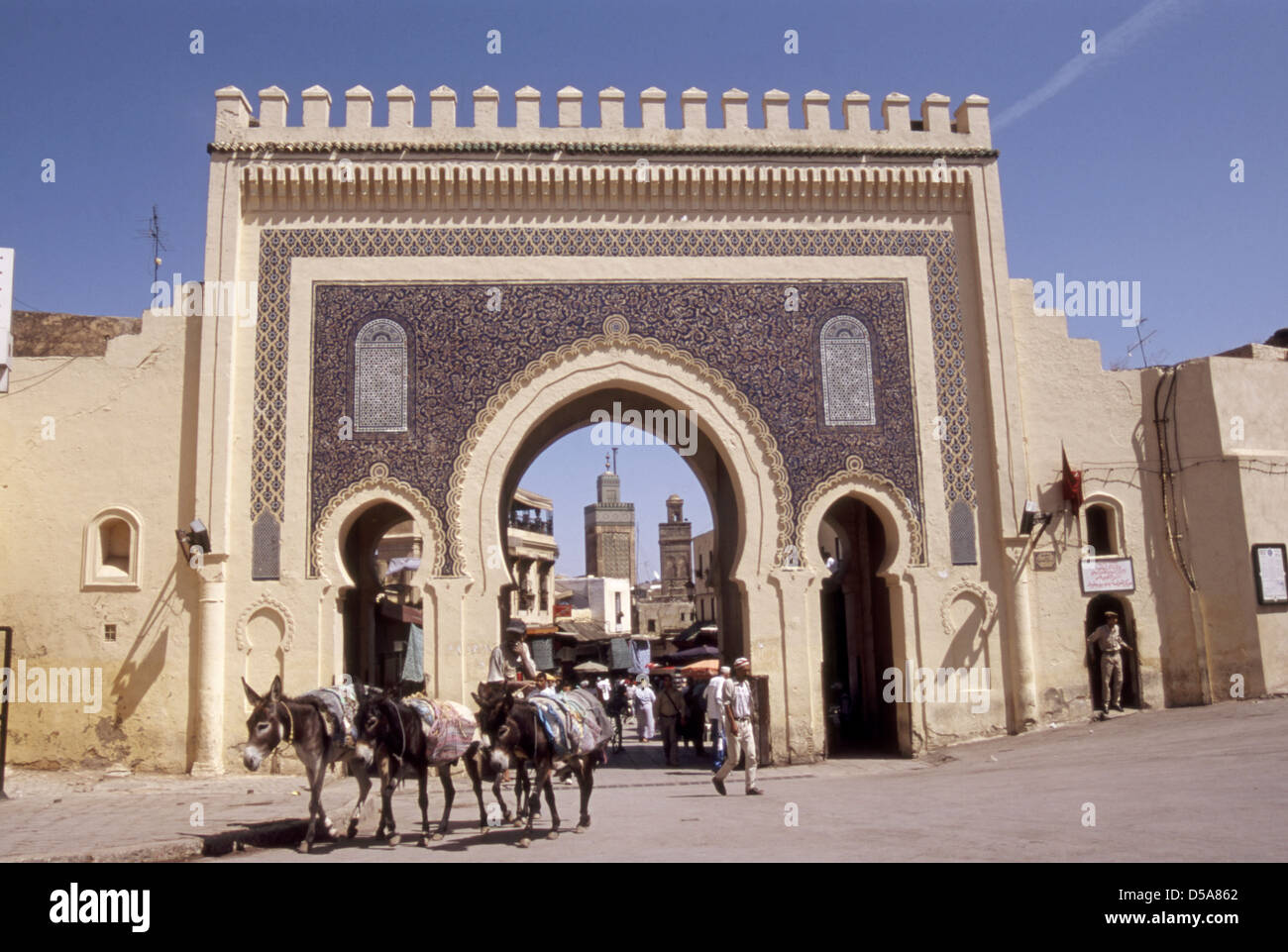 The Bab Boujloud in old Fes el Bali Stock Photo - Alamy