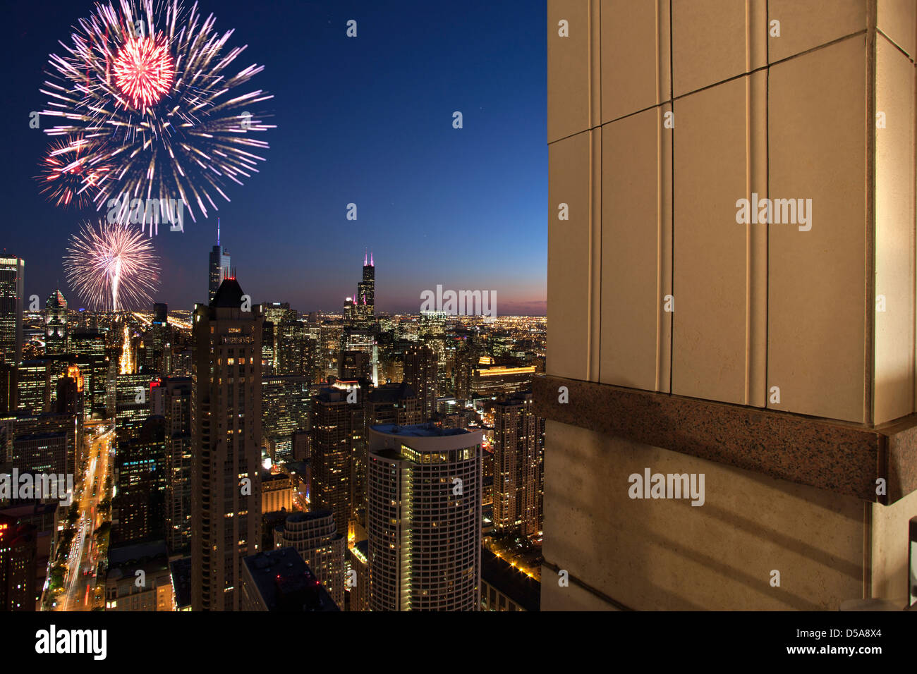 LOOP SKYLINE FROM 900 NORTH MICHIGAN ROOFTOP DOWNTOWN CHICAGO ILLINOIS ...