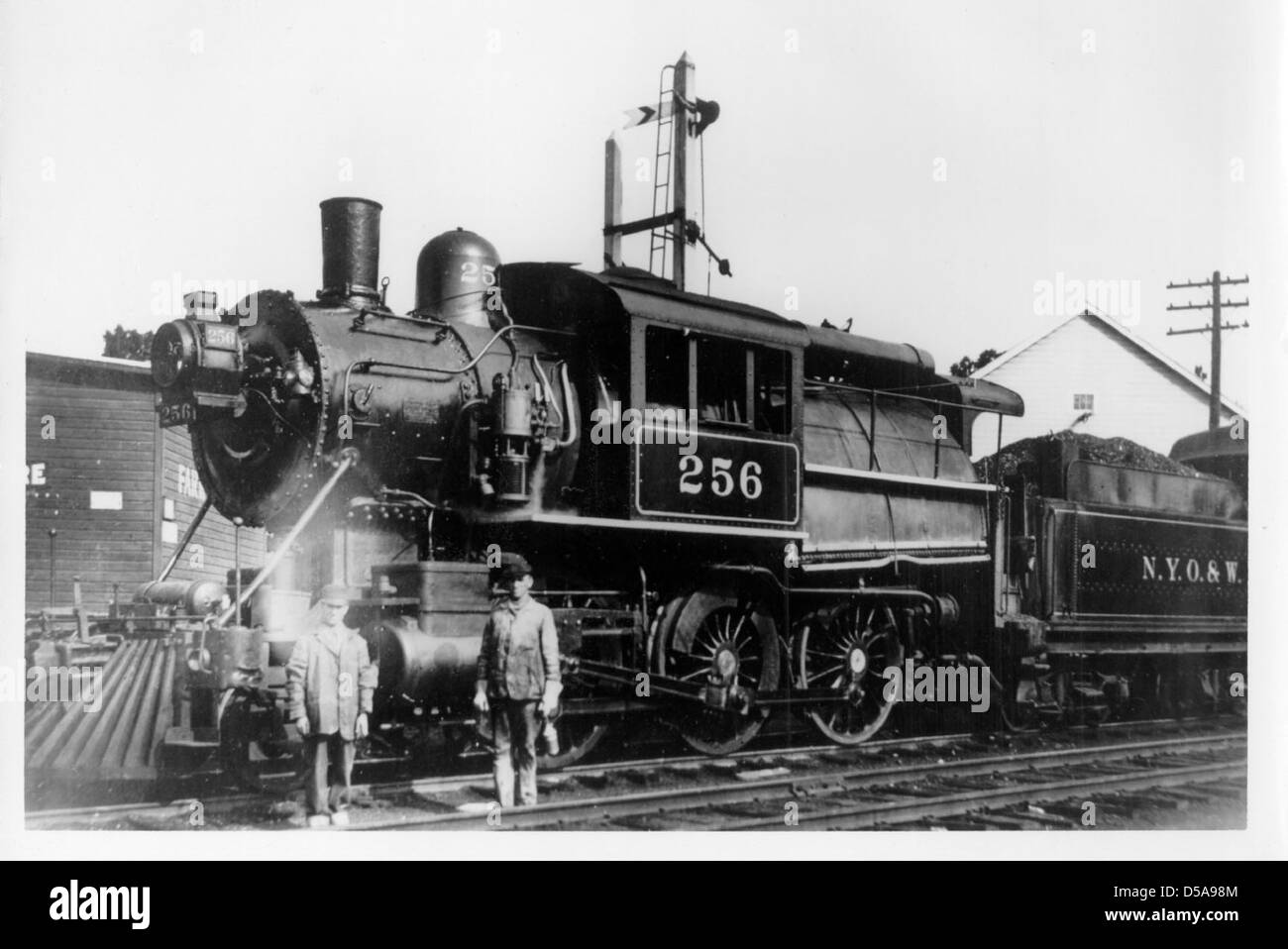 Steam locomotive crew hi-res stock photography and images - Alamy