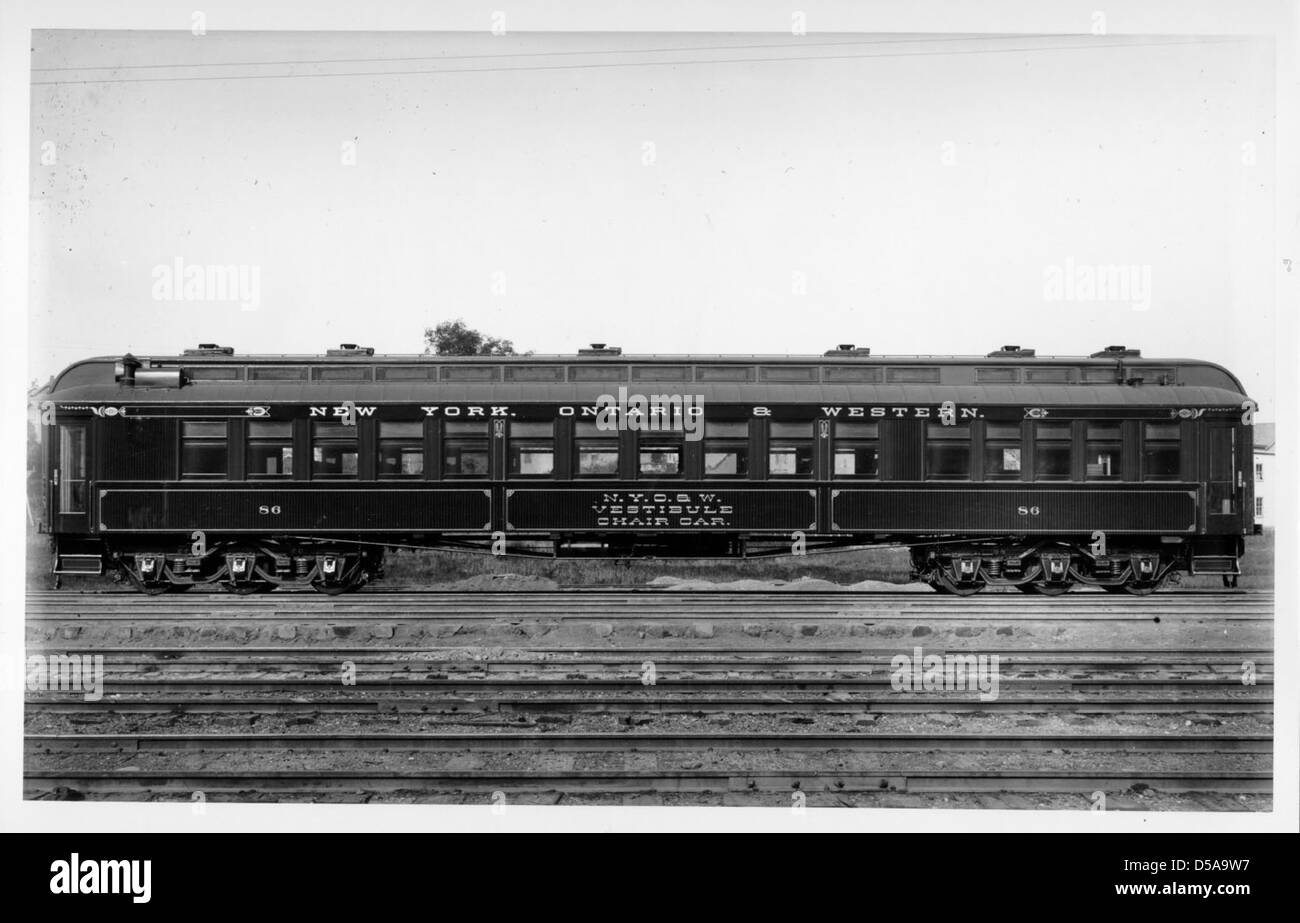 Vintage passenger coach Black and White Stock Photos & Images - Alamy