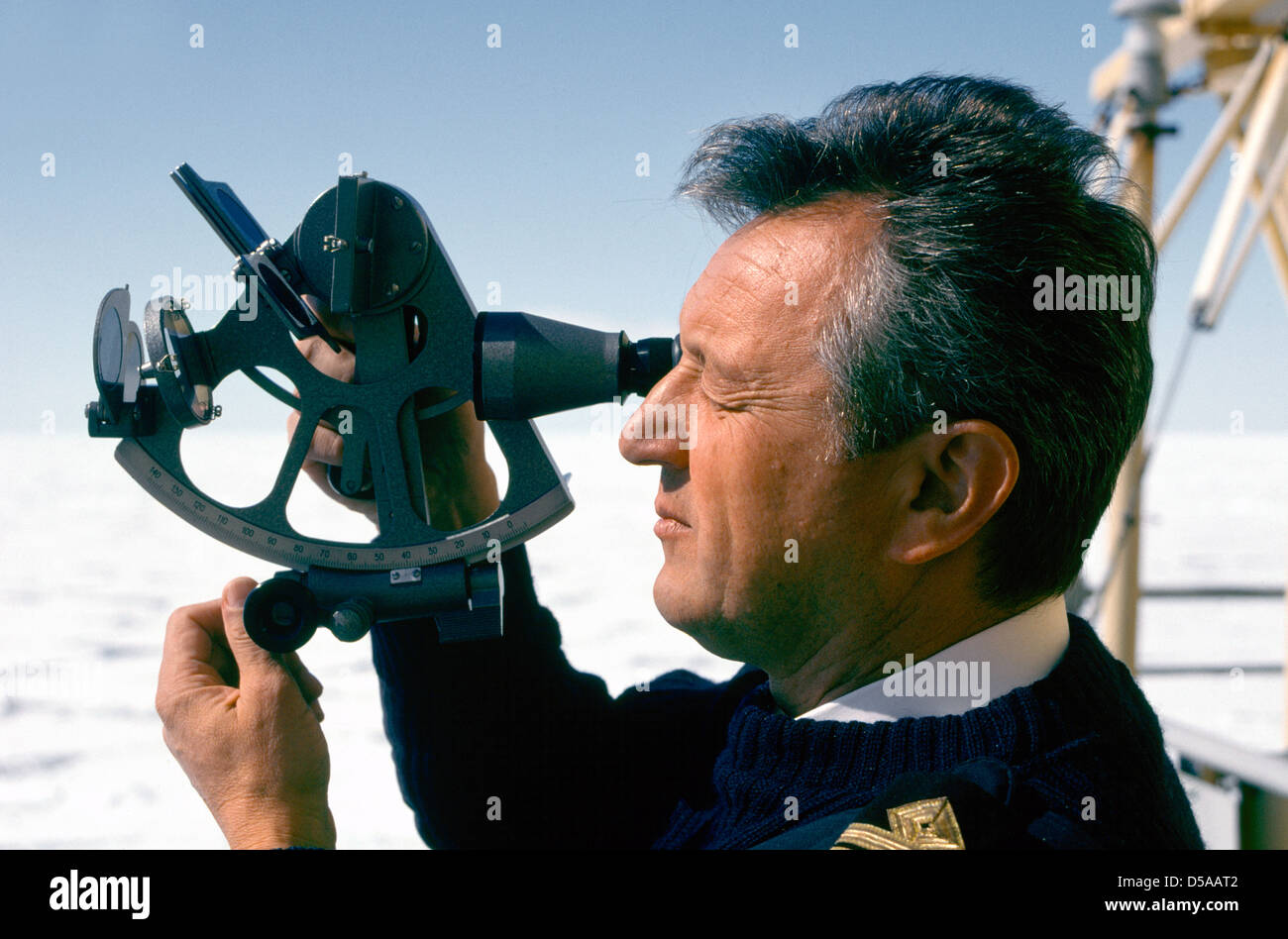 How To Use A Sextant