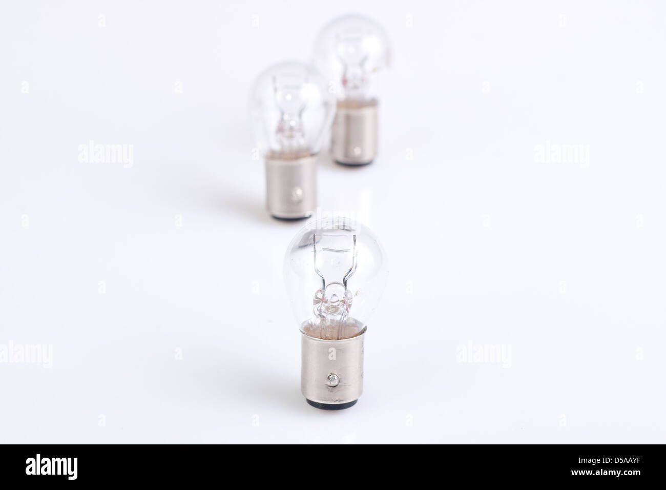 Pile of light bulbs hi-res stock photography and images - Alamy