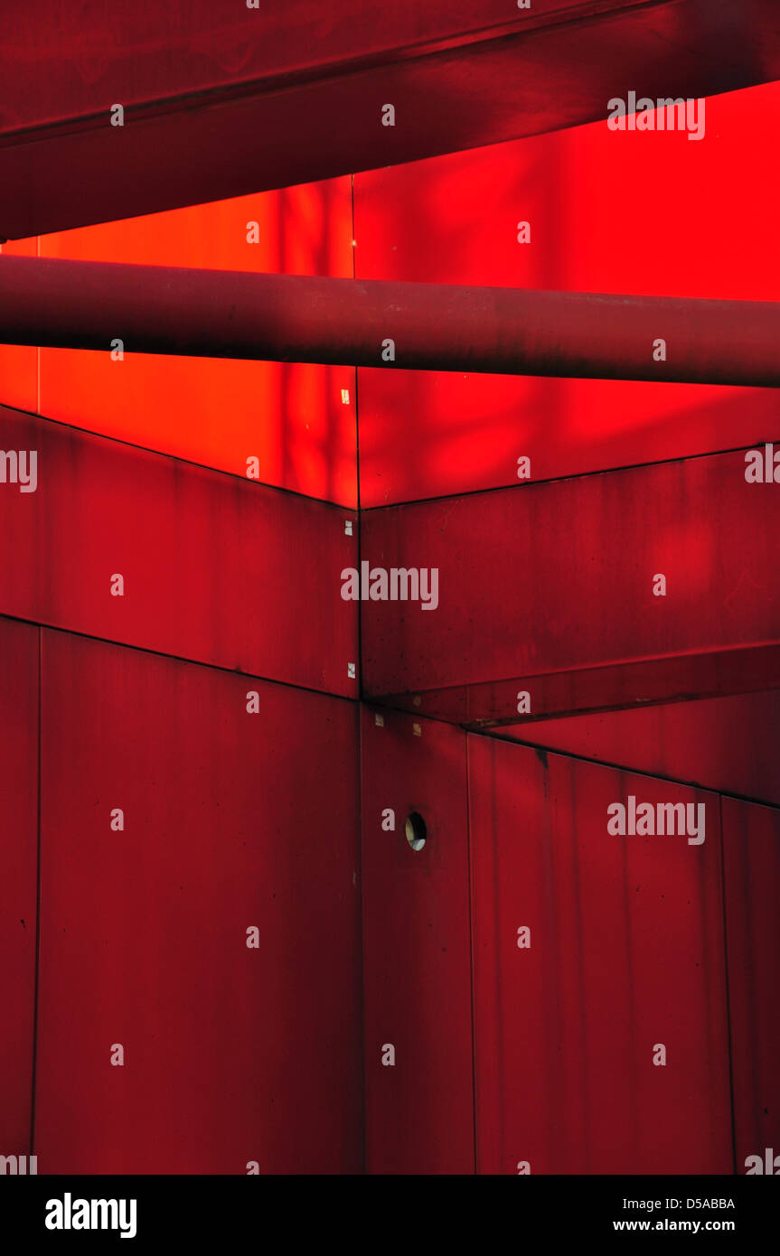 Red Metal Beams High Resolution Stock Photography and Images - Alamy
