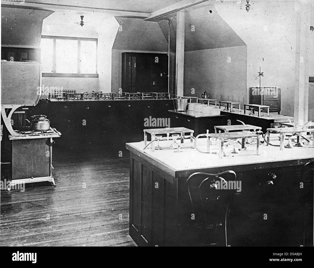 1920 04 hi-res stock photography and images - Alamy