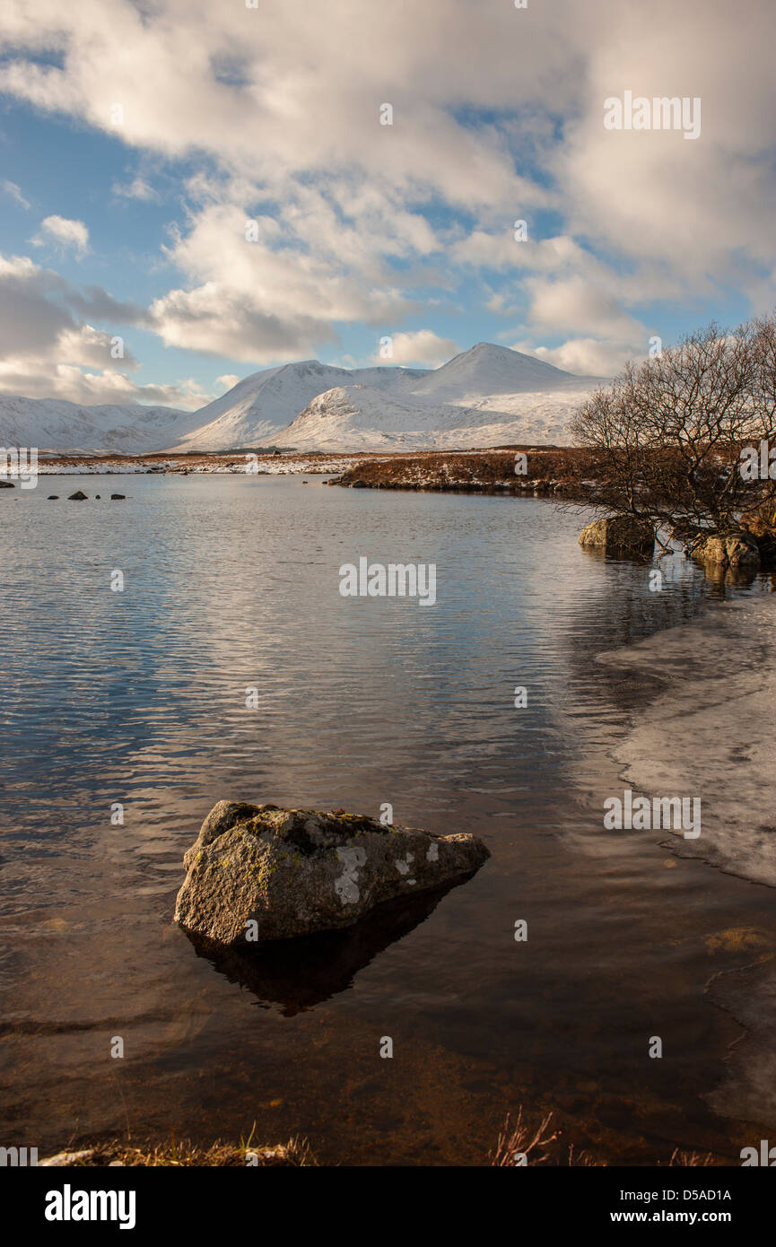 Lochan na h-Achlaise looking towards Clach Leathad and Meall a ...