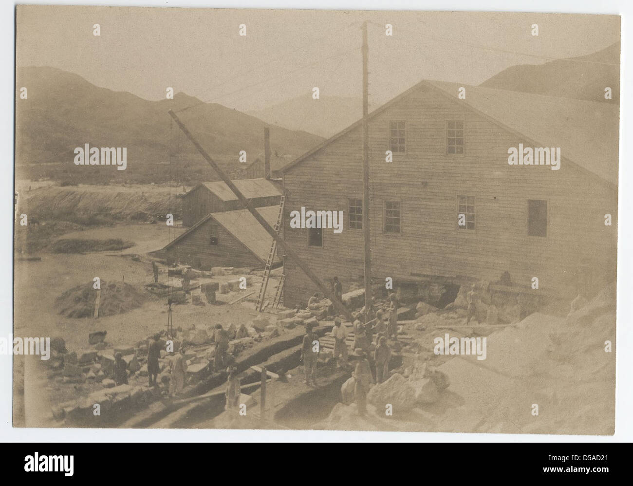 Chemicalplants hi-res stock photography and images - Alamy