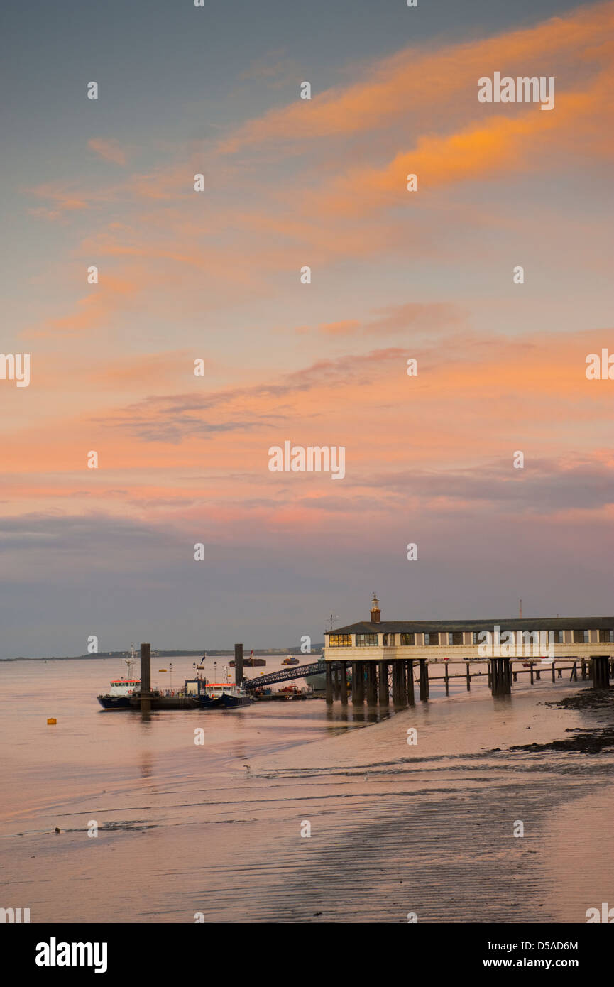 Gravesend hi-res stock photography and images - Alamy