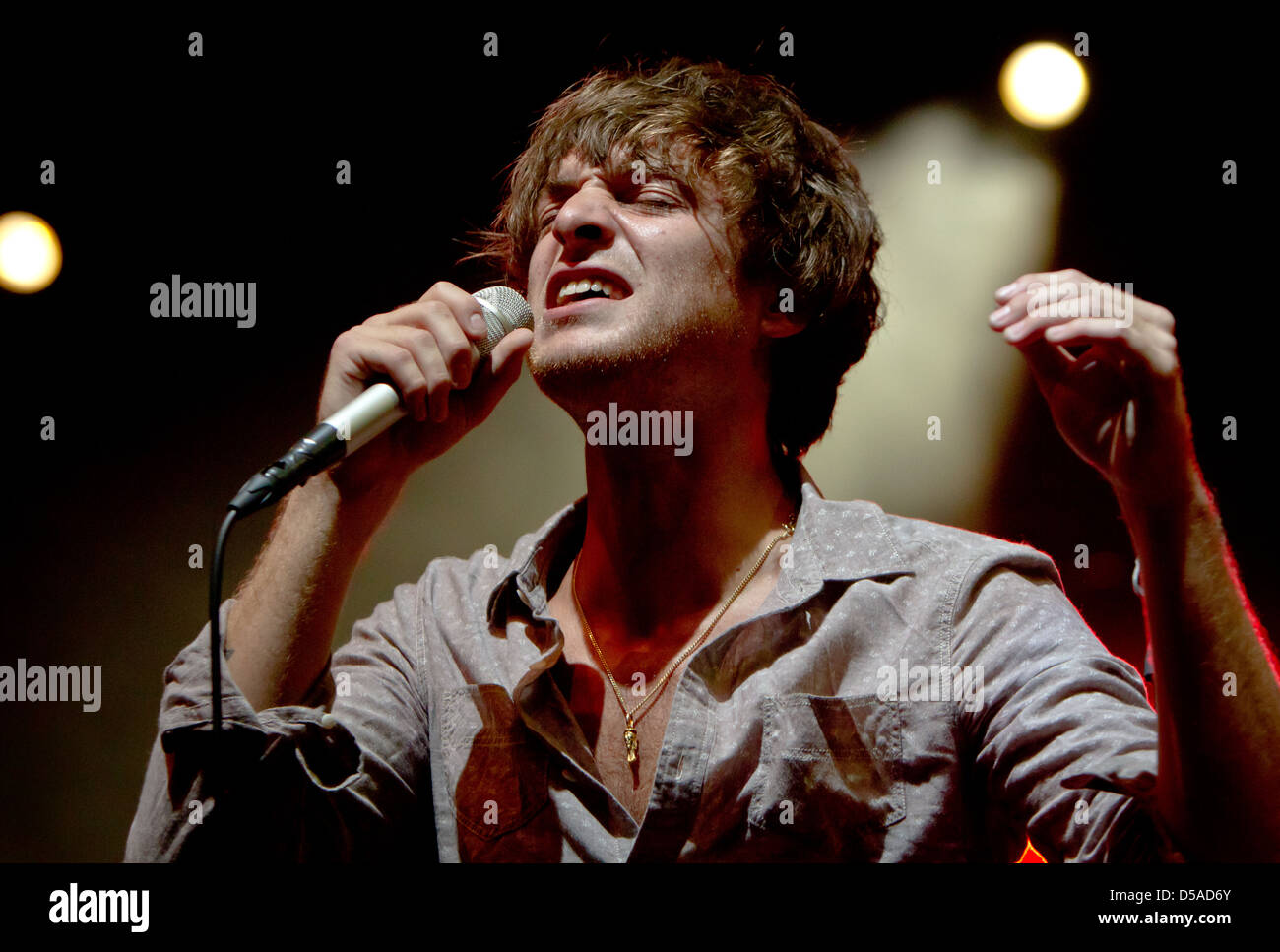 Singer paolo nutini hi-res stock photography and images - Alamy