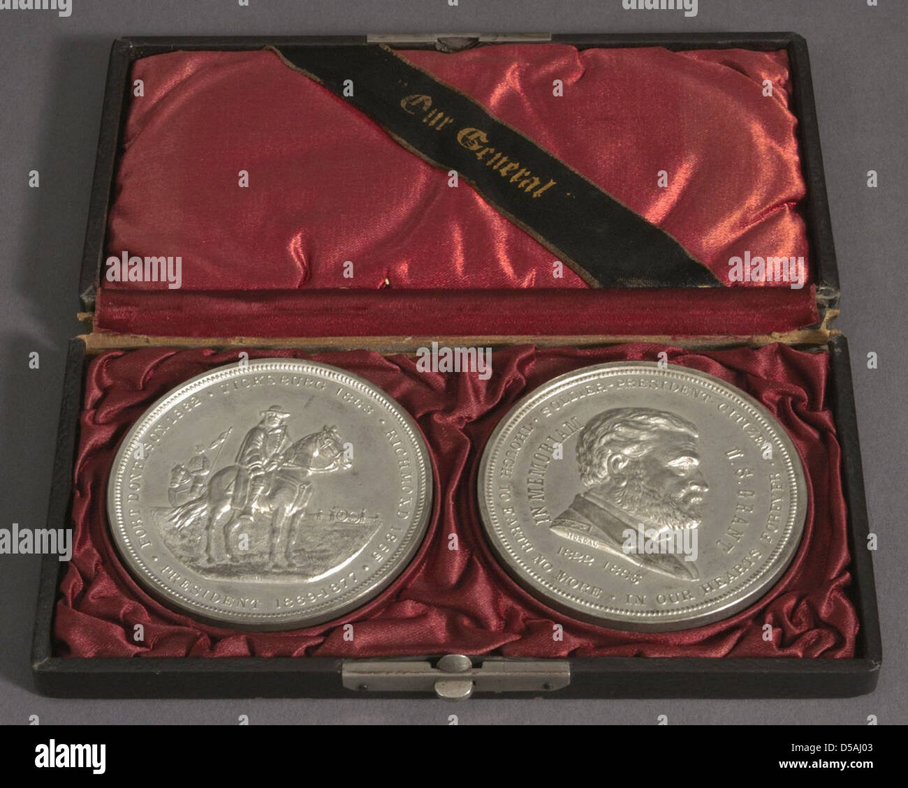 Medallions and a commemorative case honoring Ulysses S. Grant ...