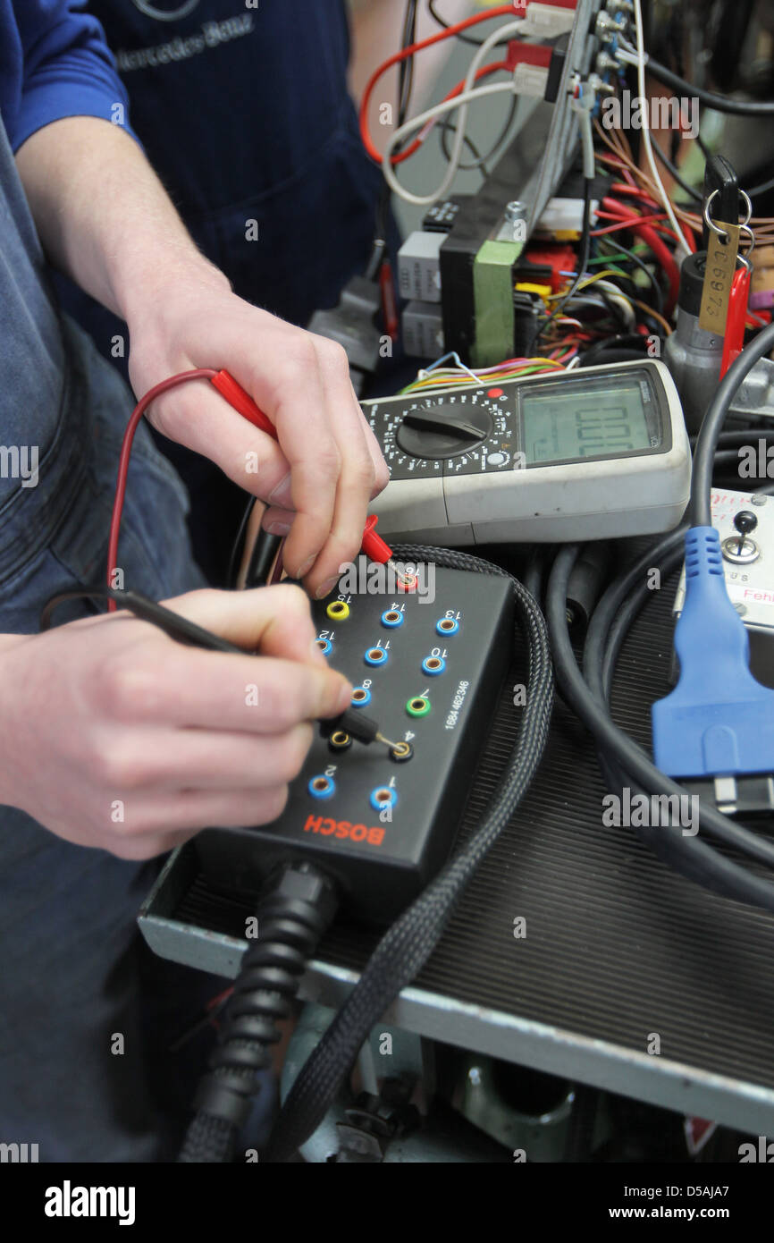 Mechatronics Vertical High Resolution Stock Photography and Images - Alamy