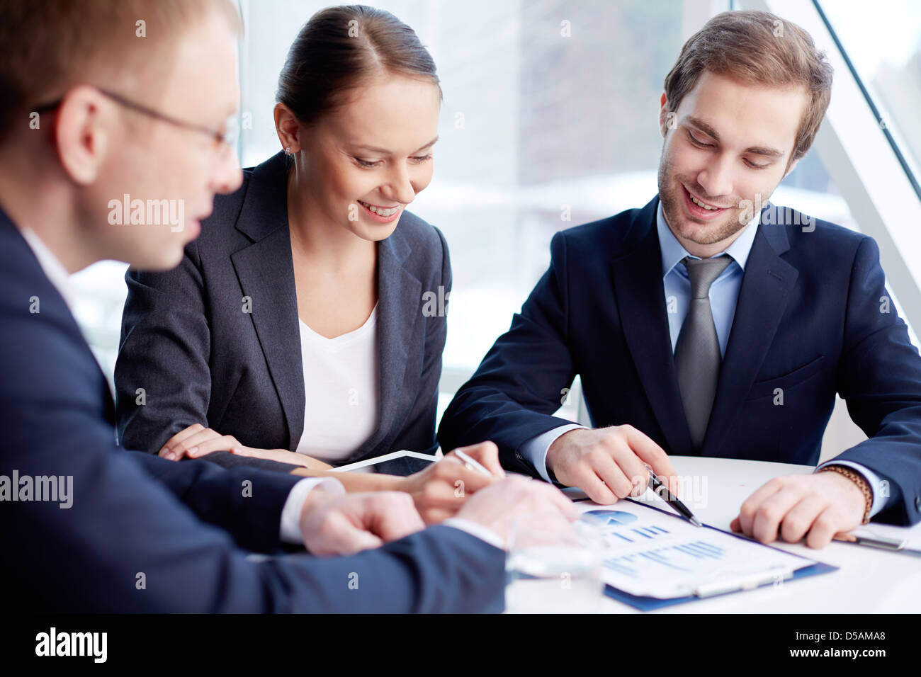 Positive financial charts hi-res stock photography and images - Alamy