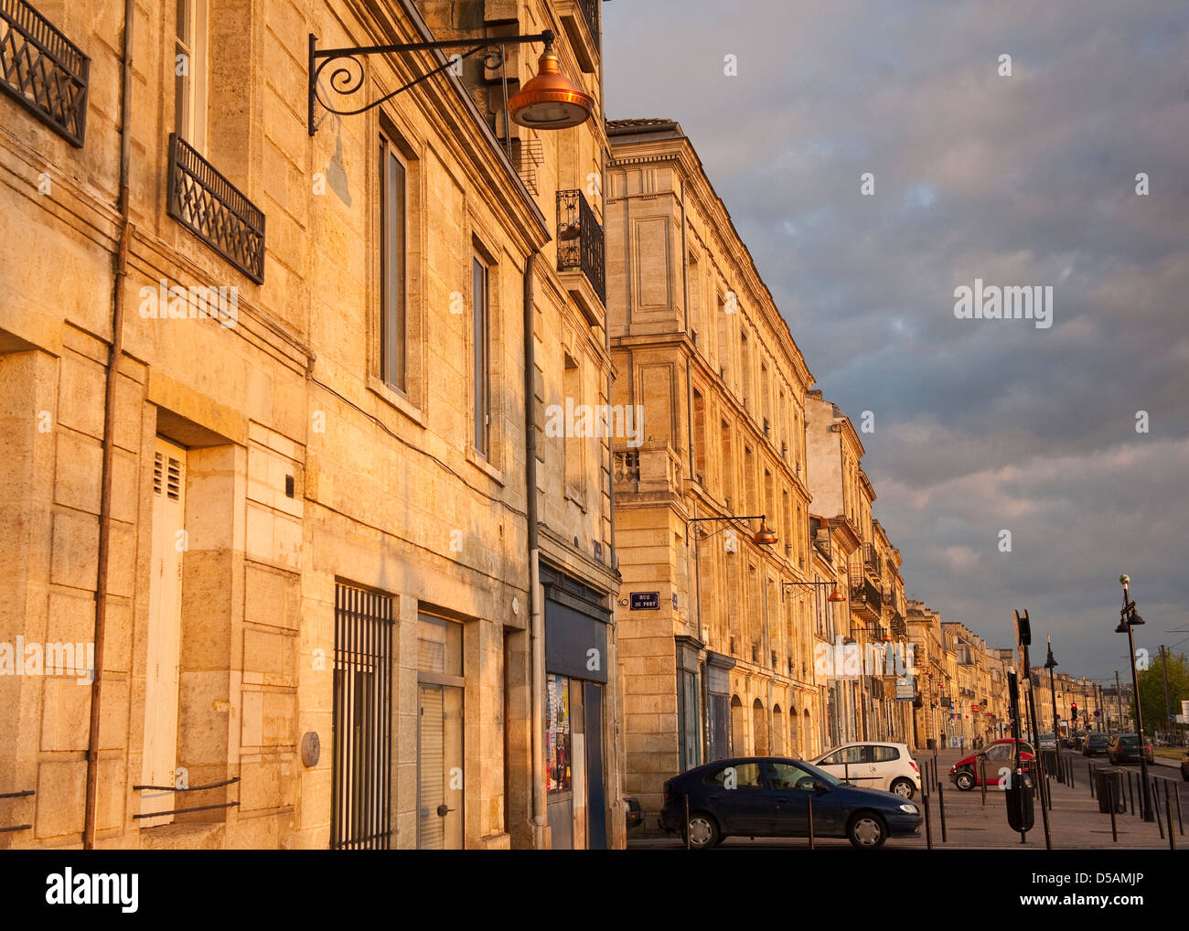 Buildings along the Quais, Bordeaux Stock Photo - Alamy