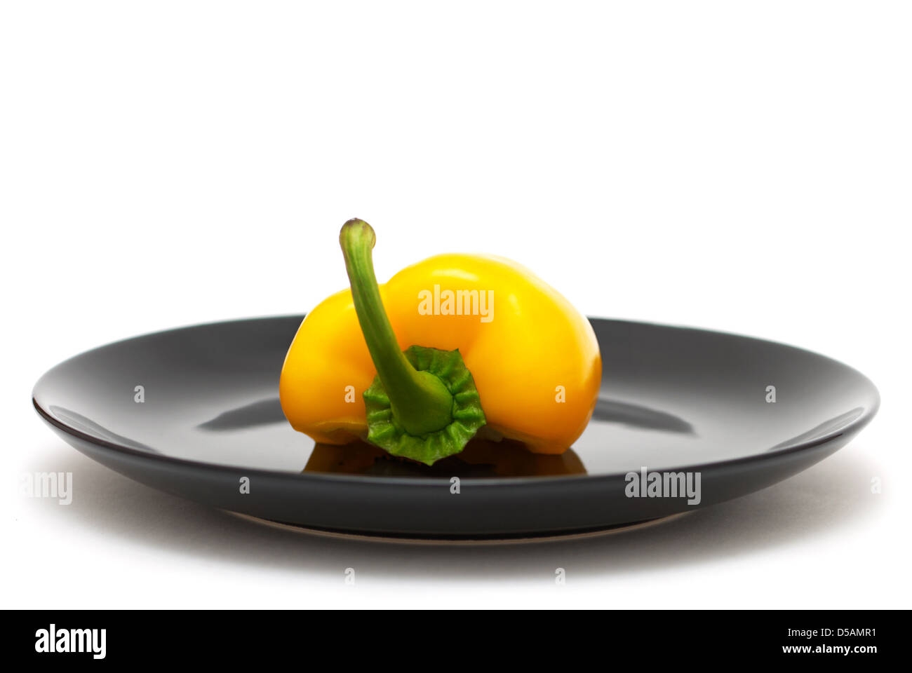 Half yellow pepper hi-res stock photography and images - Alamy