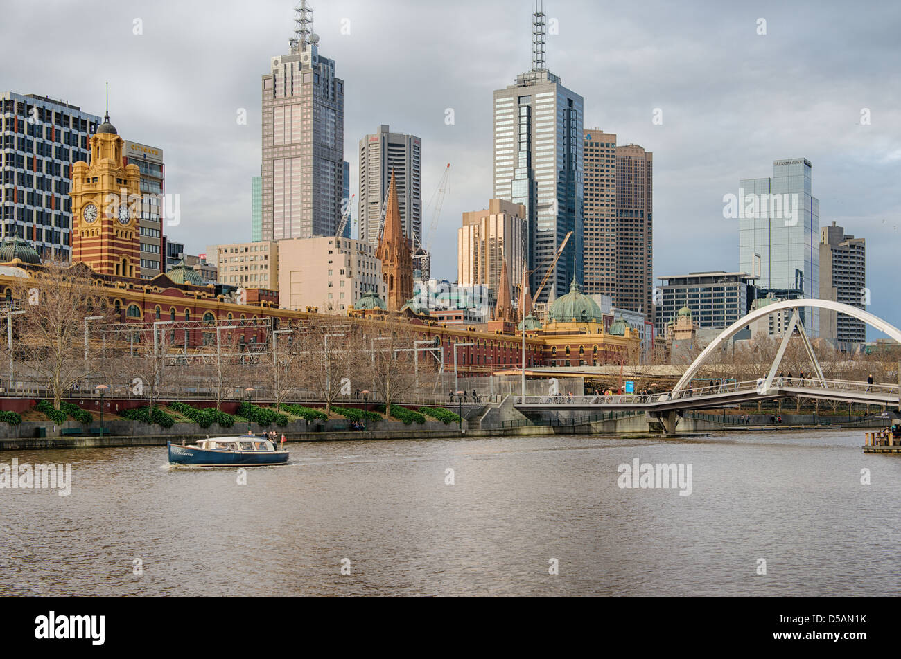 The Yarra River and the skyline of downtown Melbourne, Australia Stock ...