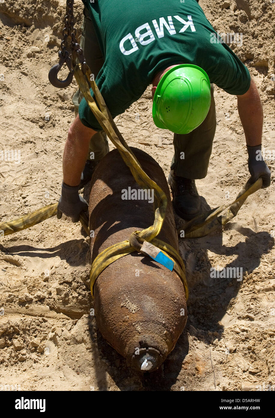 Shot firer Peter Ewler of the munition protection agency of Brandenburg ...