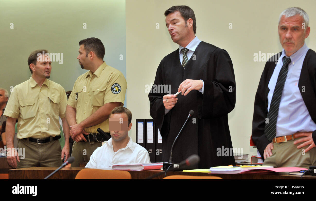 Defendant Sebastian L. sits on the dock at the Regional Court between ...
