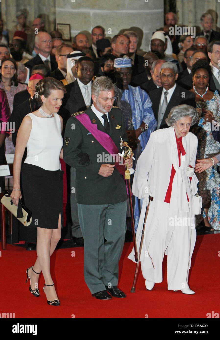 Crown Prince Philippe and Crown Princess Mathilde (L) and Queen Fabiola ...