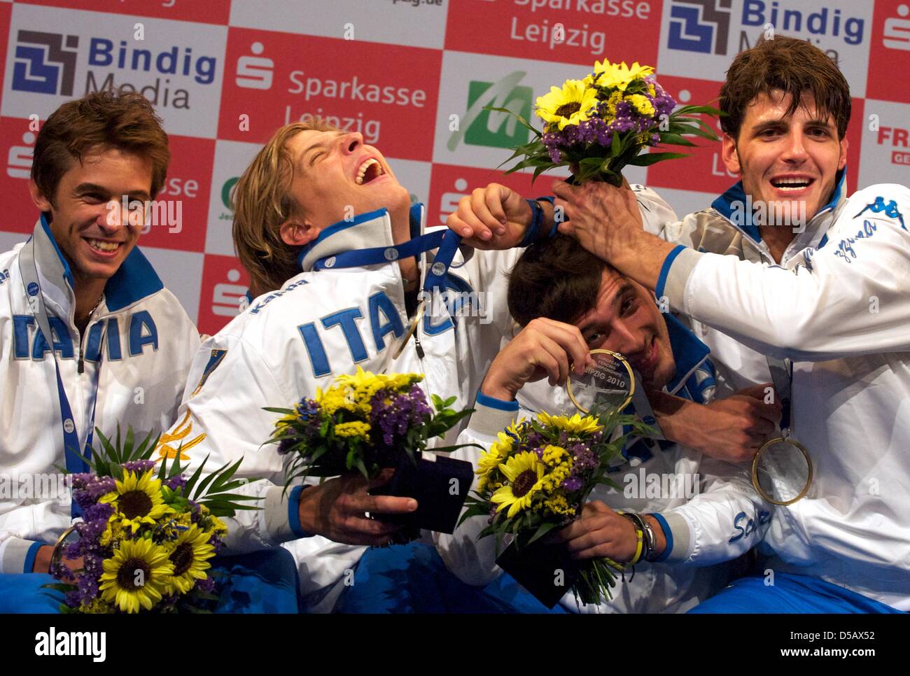 The Italian foil fencers Valerio Aspromonte (L-R), Giorgio Avola ...