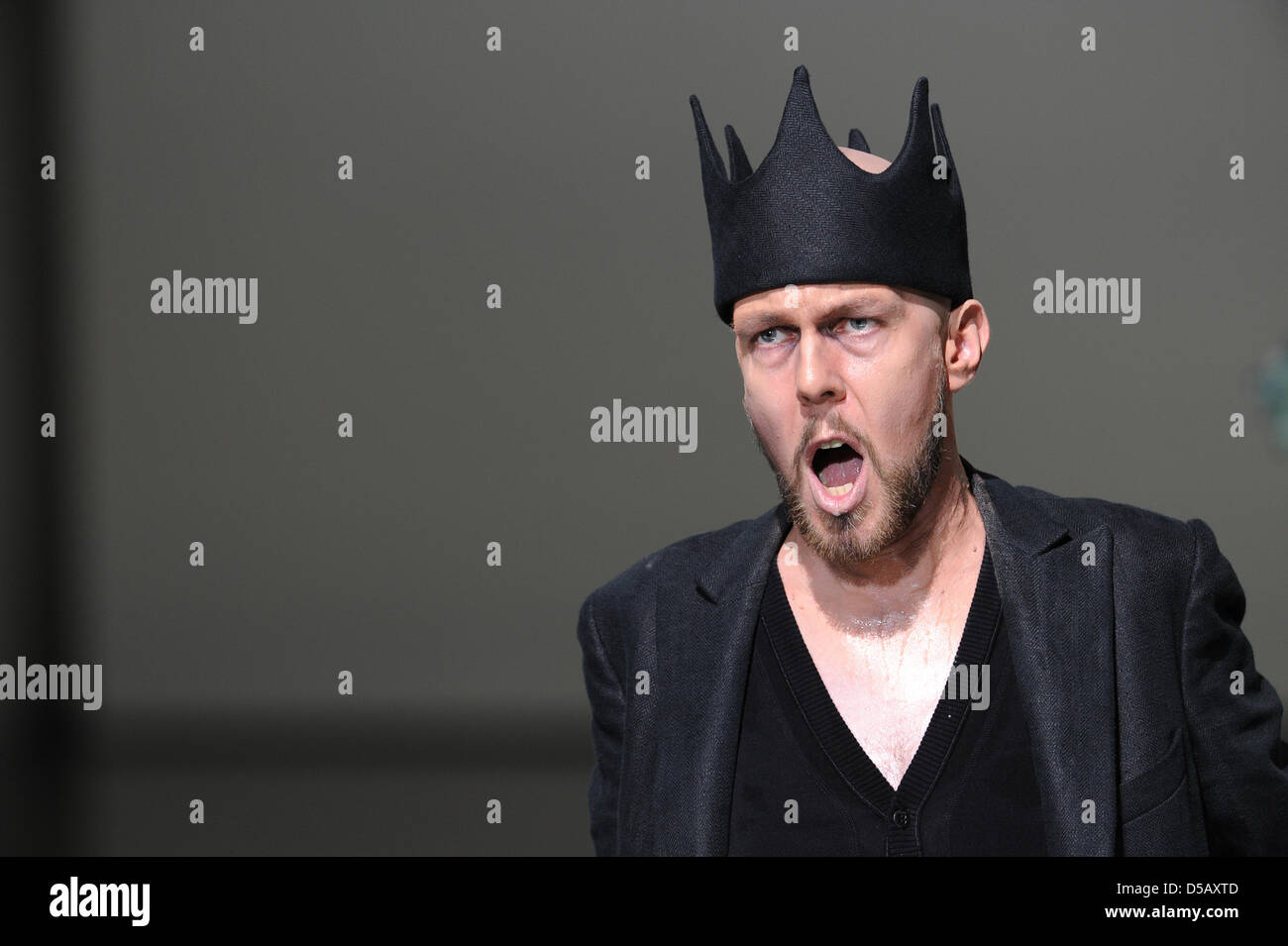 Georg Zeppenfeld as Henry the Fowler performs during a rehearsal of ...