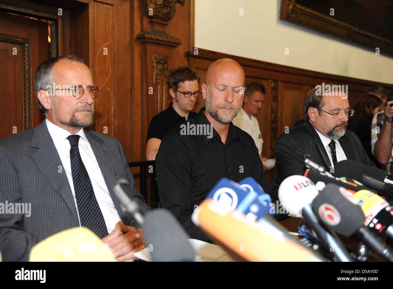 At a press confgerence copncerning the fatal accident the previous ...
