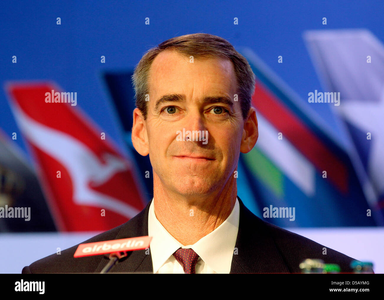 Tom Horton, President of American Airlines, attends a press conference ...