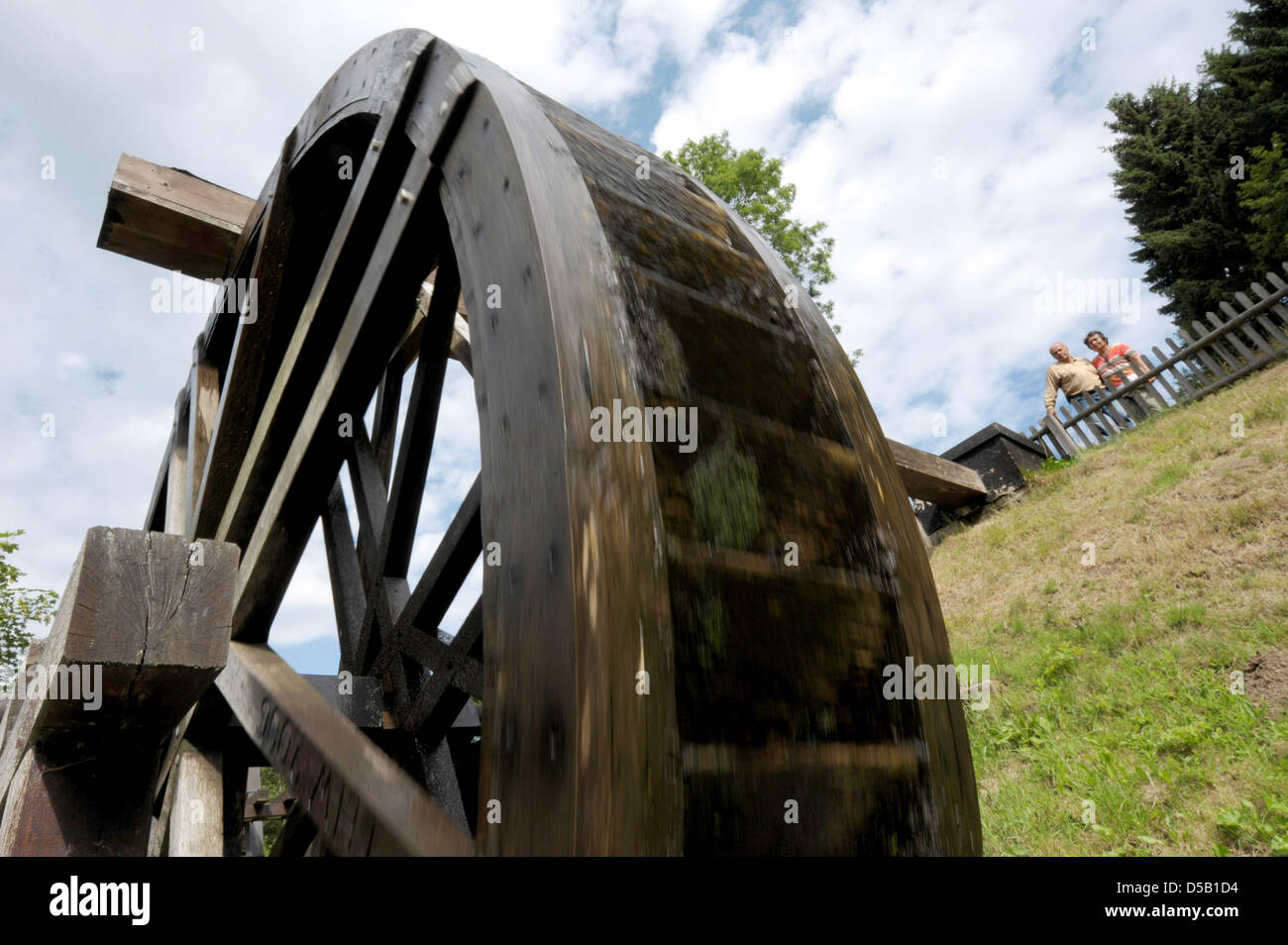 The picture shows a water wheel in Clausthal-Zellerfeld, Germany, 1 ...