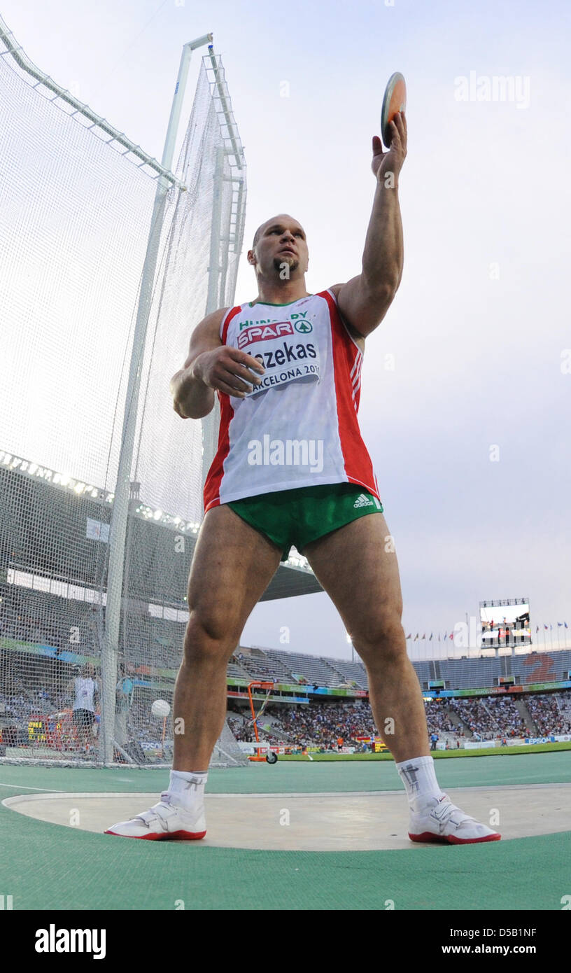 Discus thrower medal hi-res stock photography and images - Alamy
