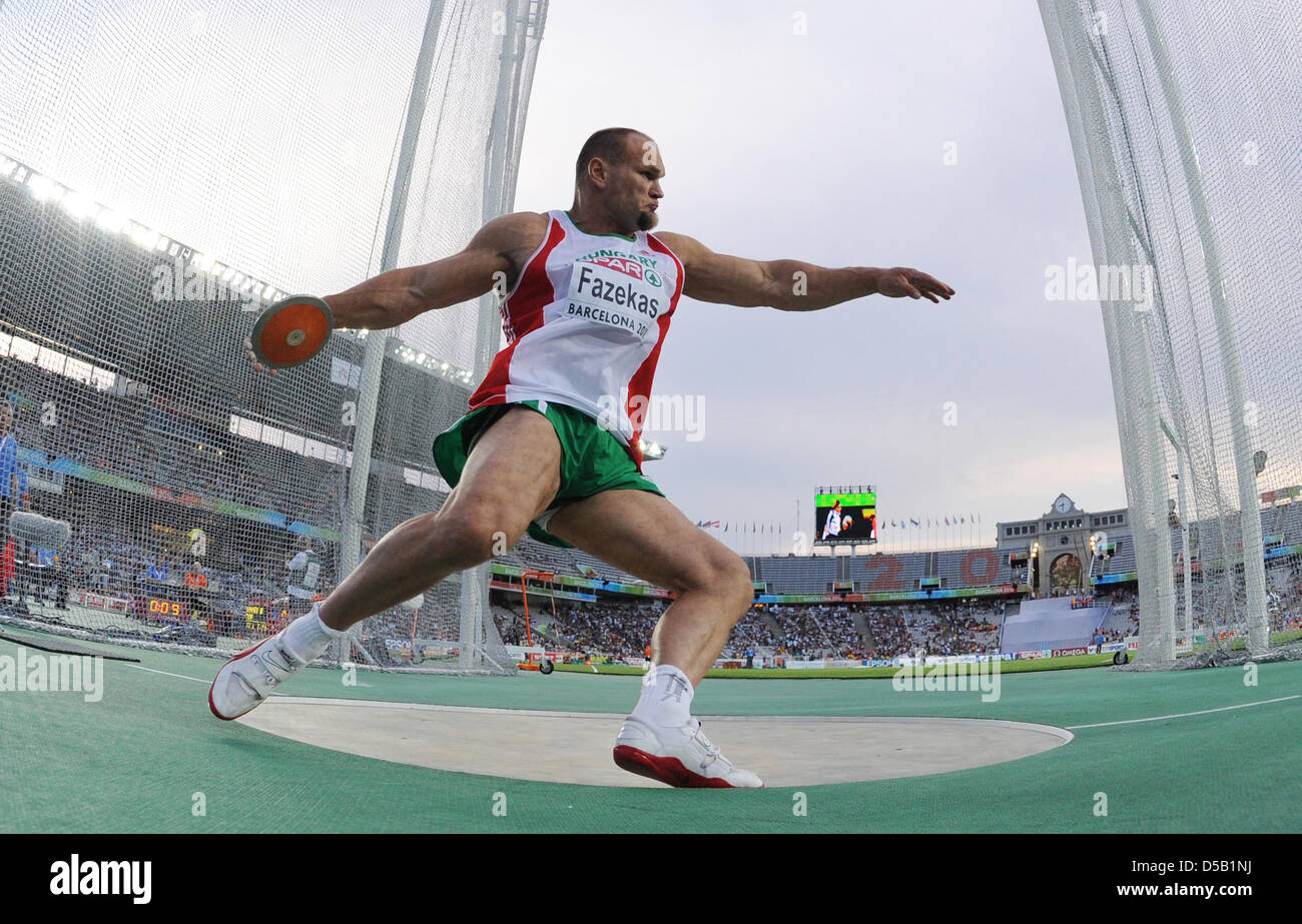 Discus thrower medal hi-res stock photography and images - Alamy
