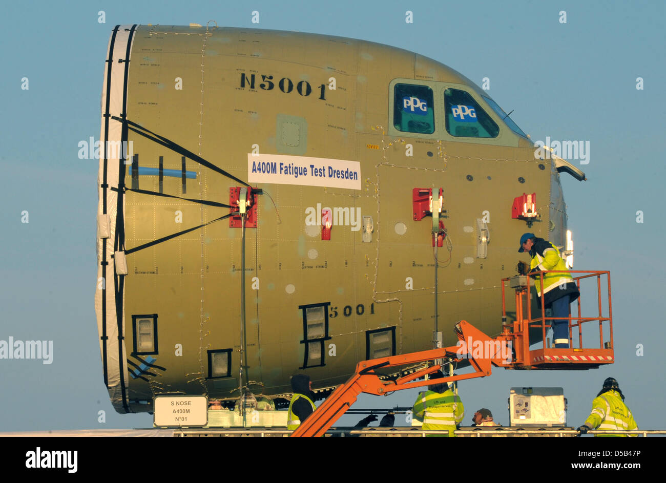 Airbus a400m cockpit hi-res stock photography and images - Alamy