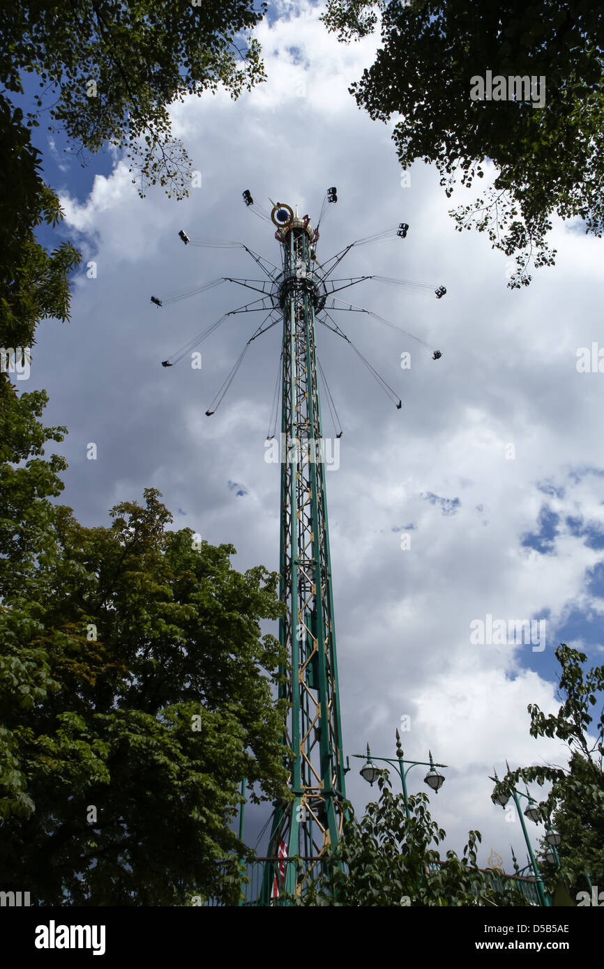 Tall tower chair ride at Tivoli amusement park Copenhagen Stock Photo ...