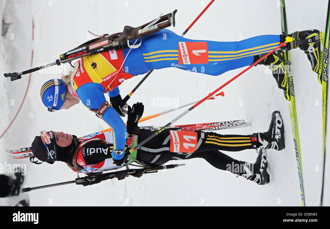 Second ranked Helena Jonsson (R, Sweden) congratulates winner Andrea ...