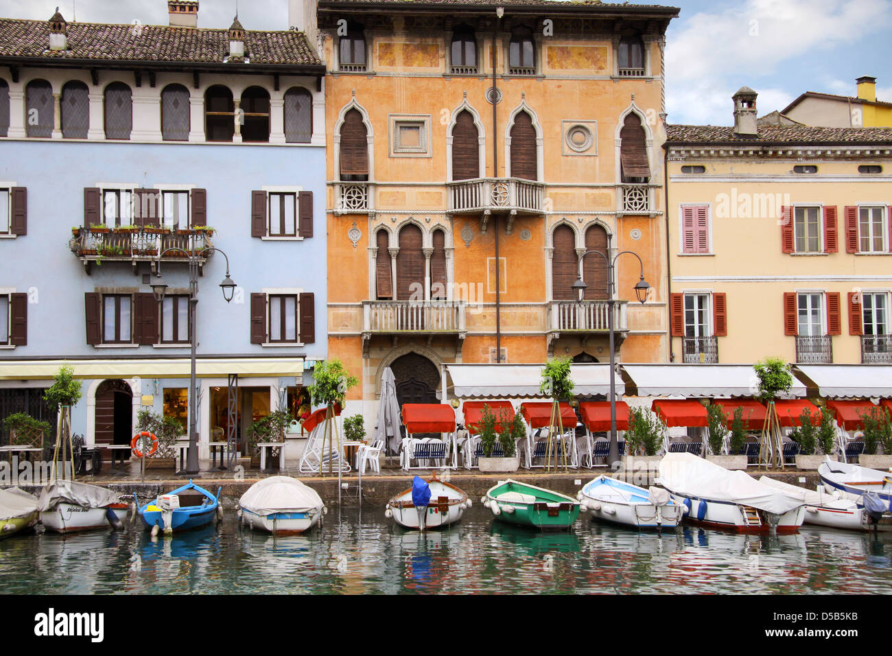 Desenzano hi-res stock photography and images - Alamy