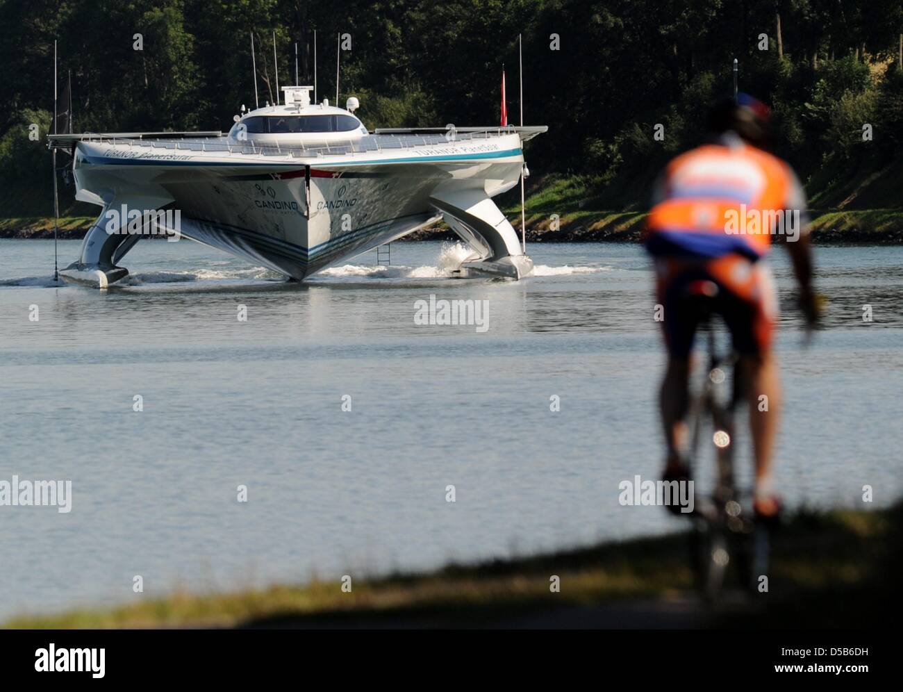The world's biggest solar-powered ship 'Turanor Planet Solar' departs ...