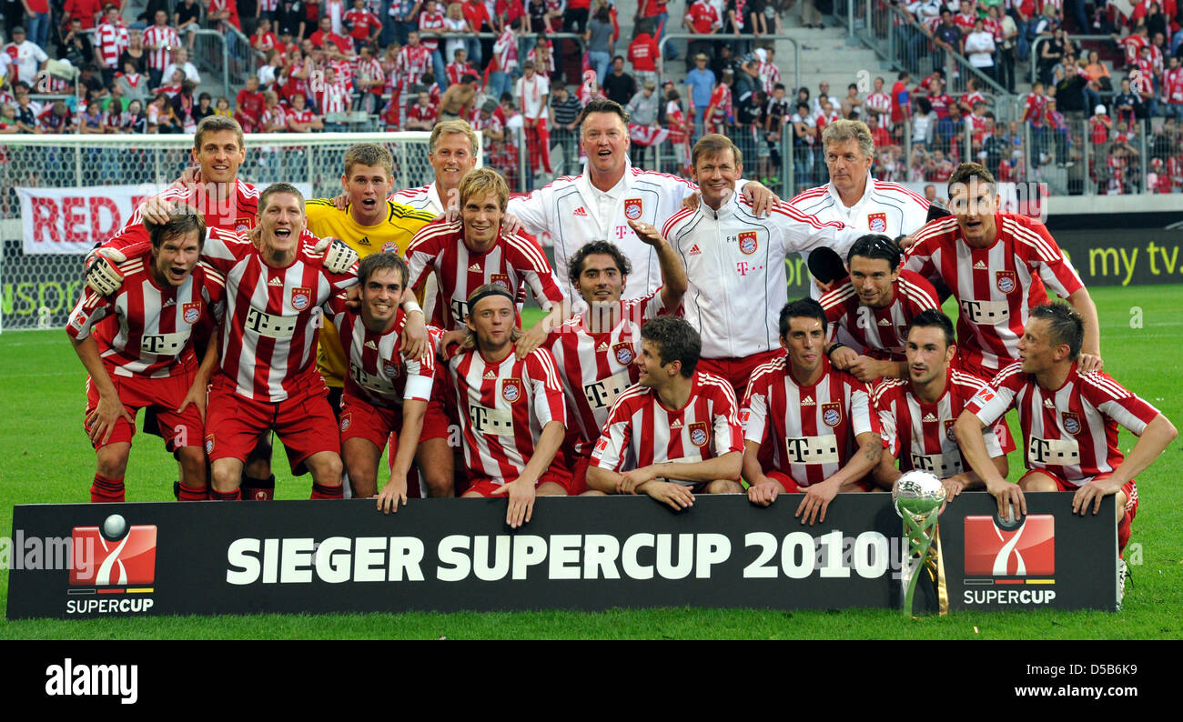 Bayern Munich celebrates the 2-0 win in the DFB Supercup match against ...