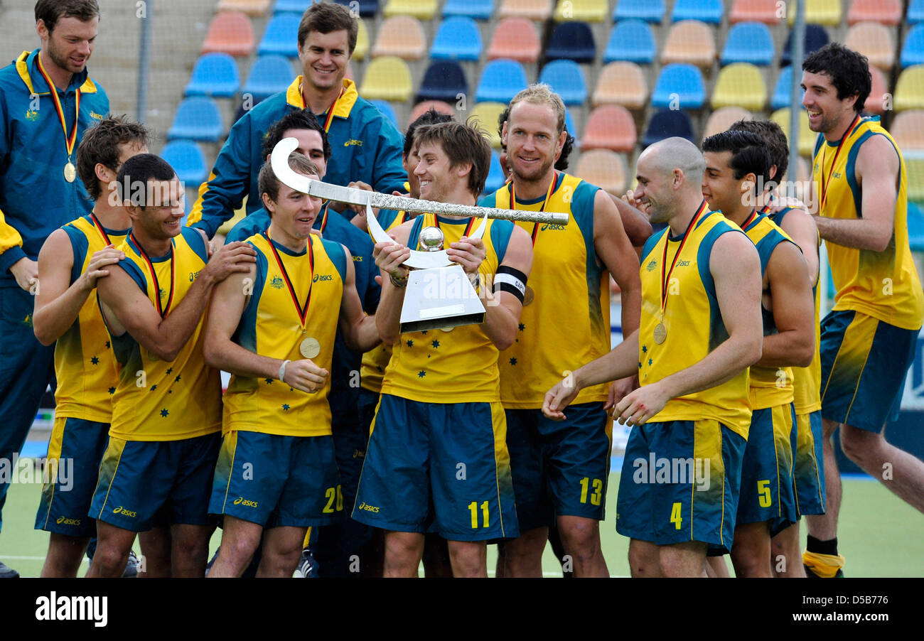 The Australians with team captain Edward Ockenden (C) celebrate their 4 ...
