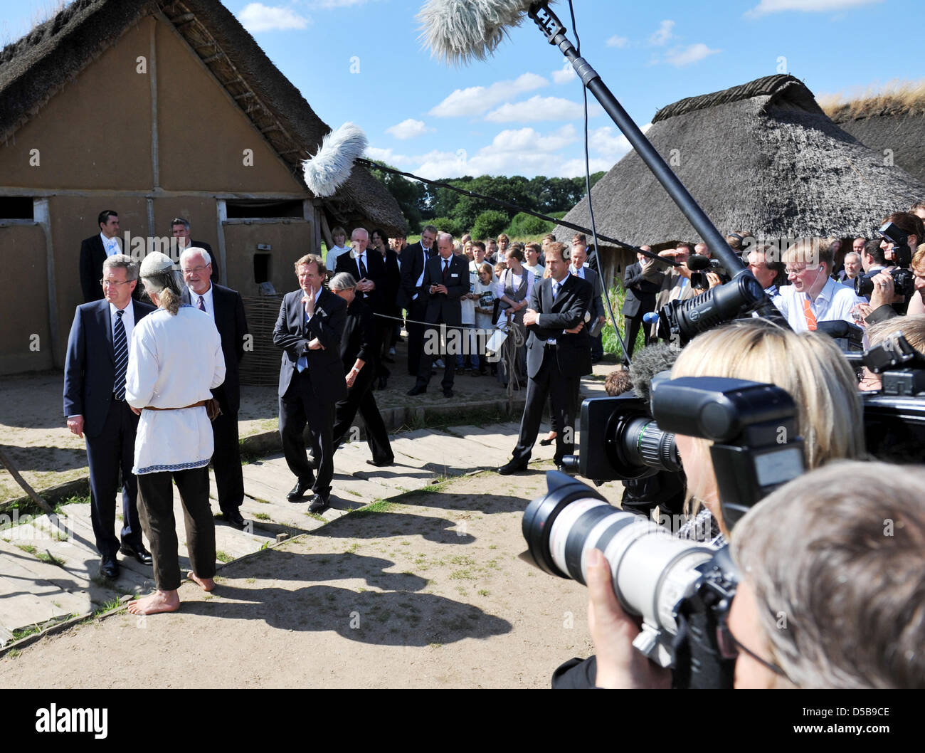 3 heads in one hi-res stock photography and images - Alamy